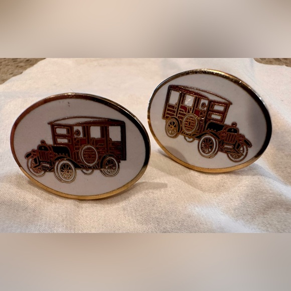 Avon | Accessories | Avon Vintage Antique Car Cufflinks Enamel Gold ...